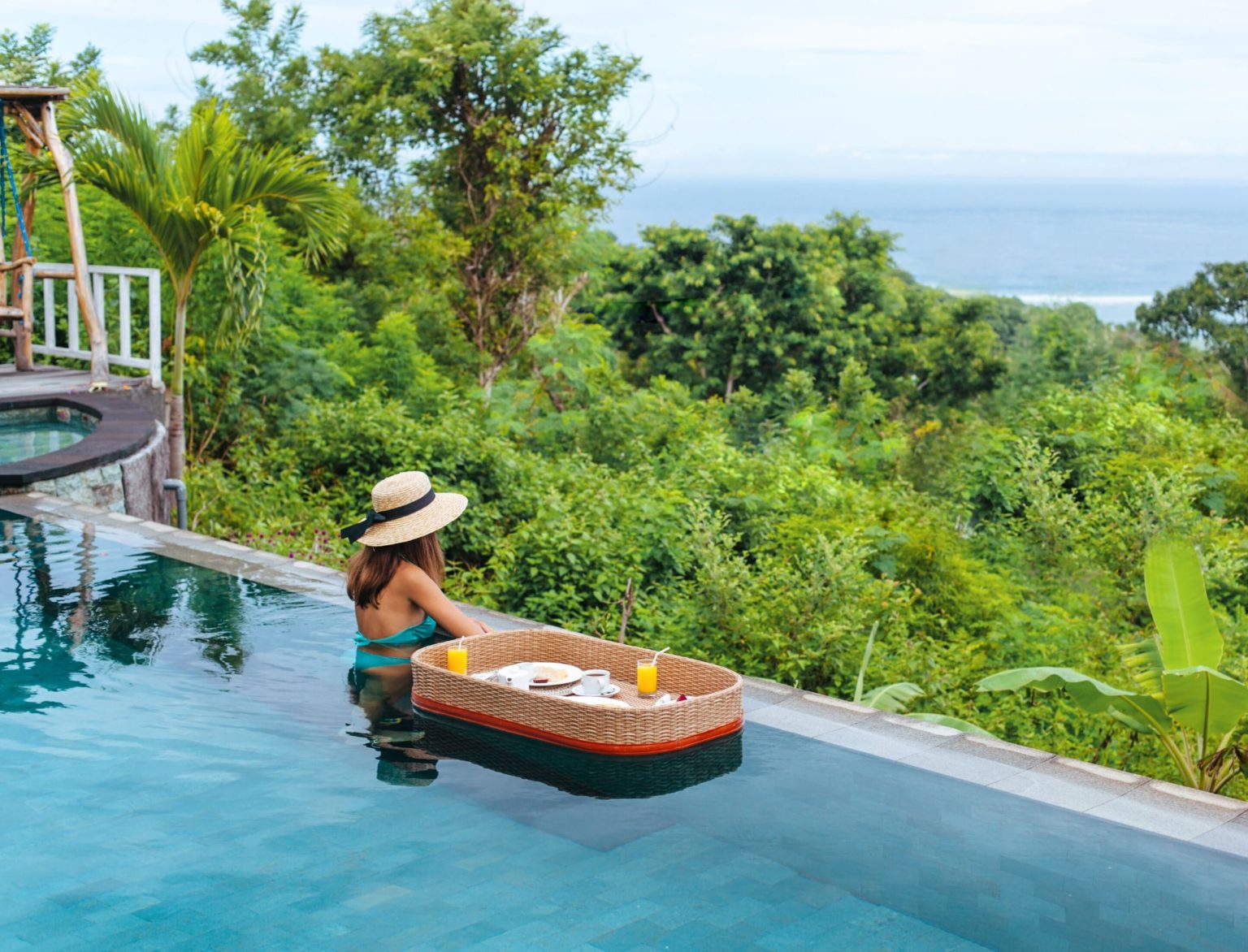 23 Best Floating Breakfast Experiences In Bali 2024 - Mike & Laura Travel