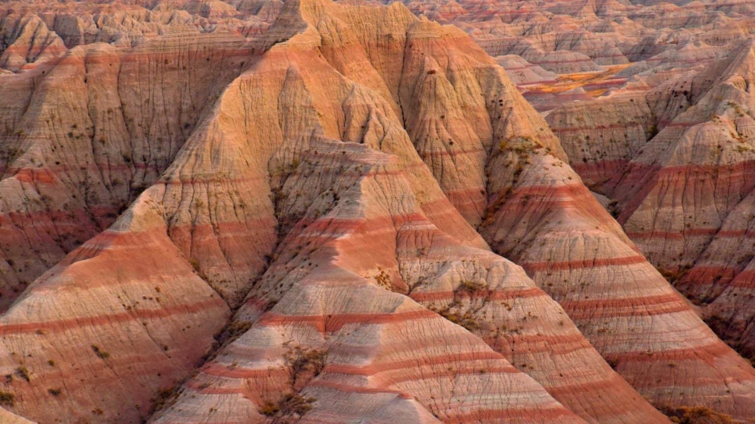 11 Amazing Things To Do In The Badlands 2022 - Mike & Laura Travel