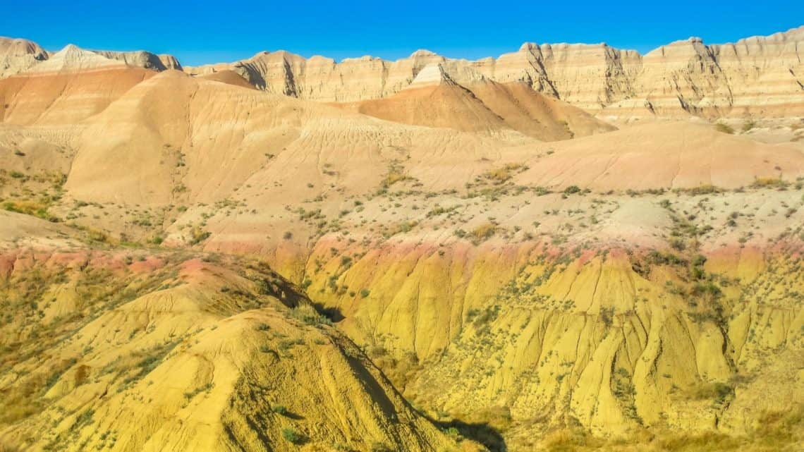 11 Amazing Things To Do In The Badlands 2022 - Mike & Laura Travel