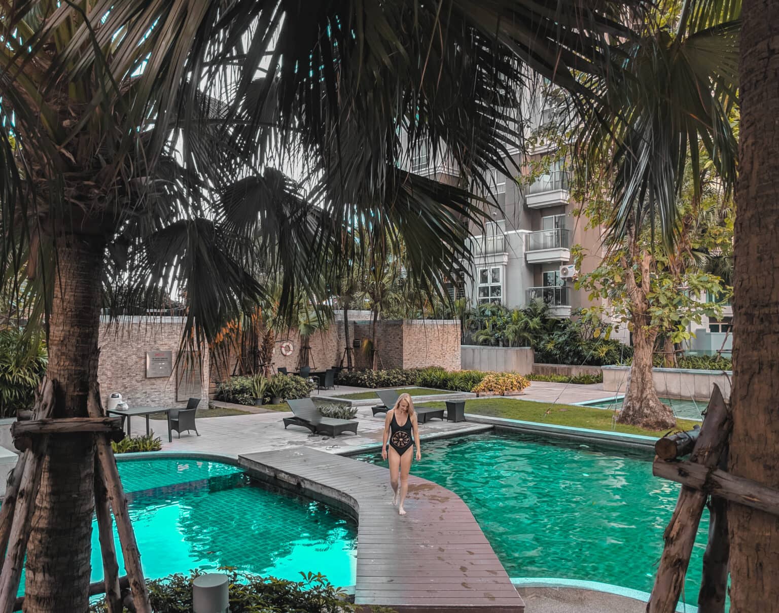 111+ Best Short and Unique Pool Captions For Instagram - Mike & Laura ...